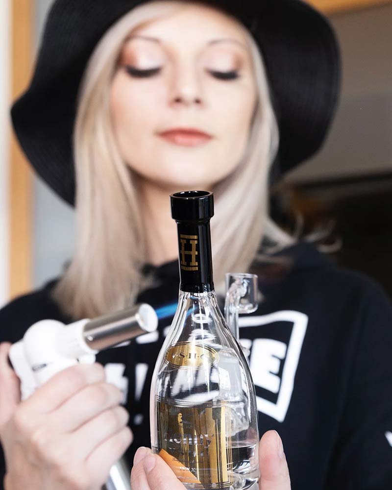 Quickstart Guide To The Perfect Dab: How to Dab? | DankGeek