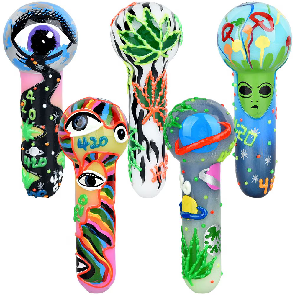 420 Painted Glow In The Dark Glass Spoon Pipe | 5" | Assorted Designs ...